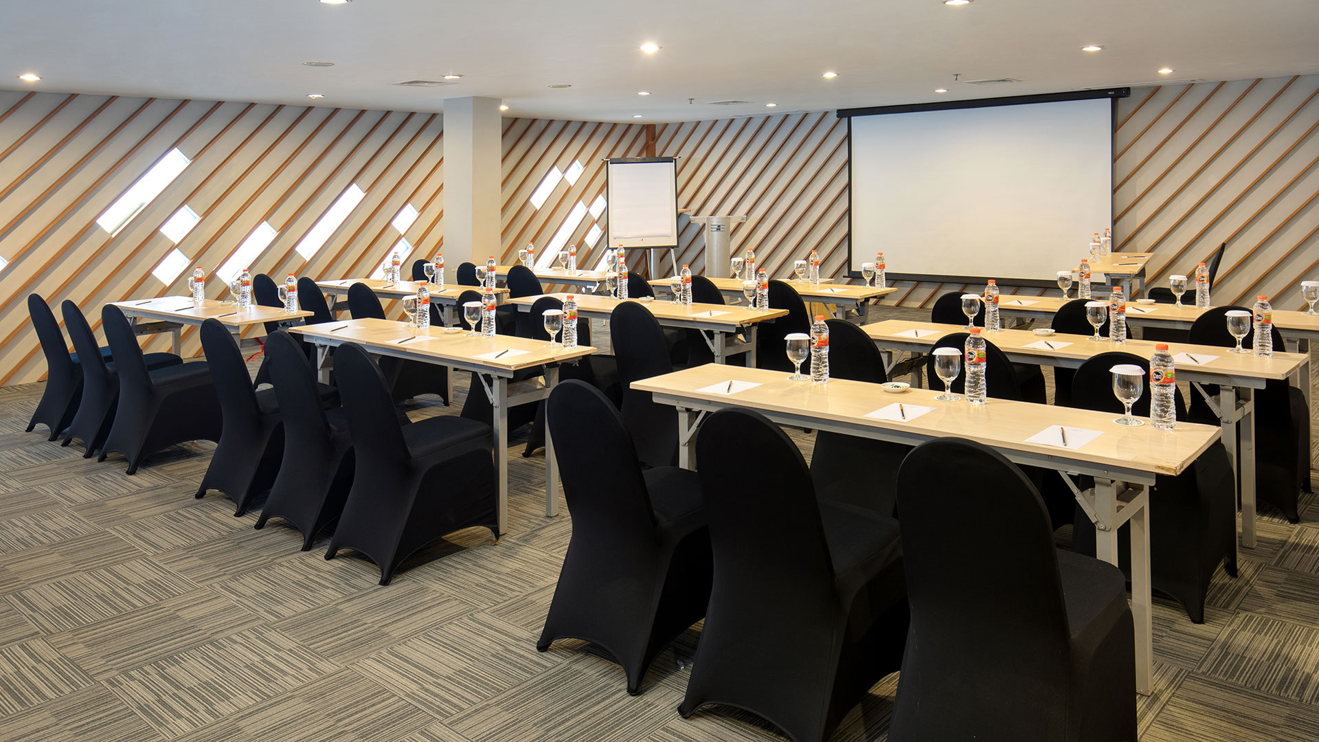 JHL Collections Hotels & Resorts - Official Website | JHL Collections